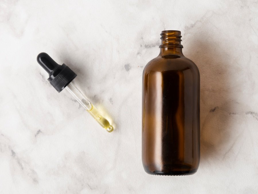 Pharmaceutical Bottle: Types, Features and Applications